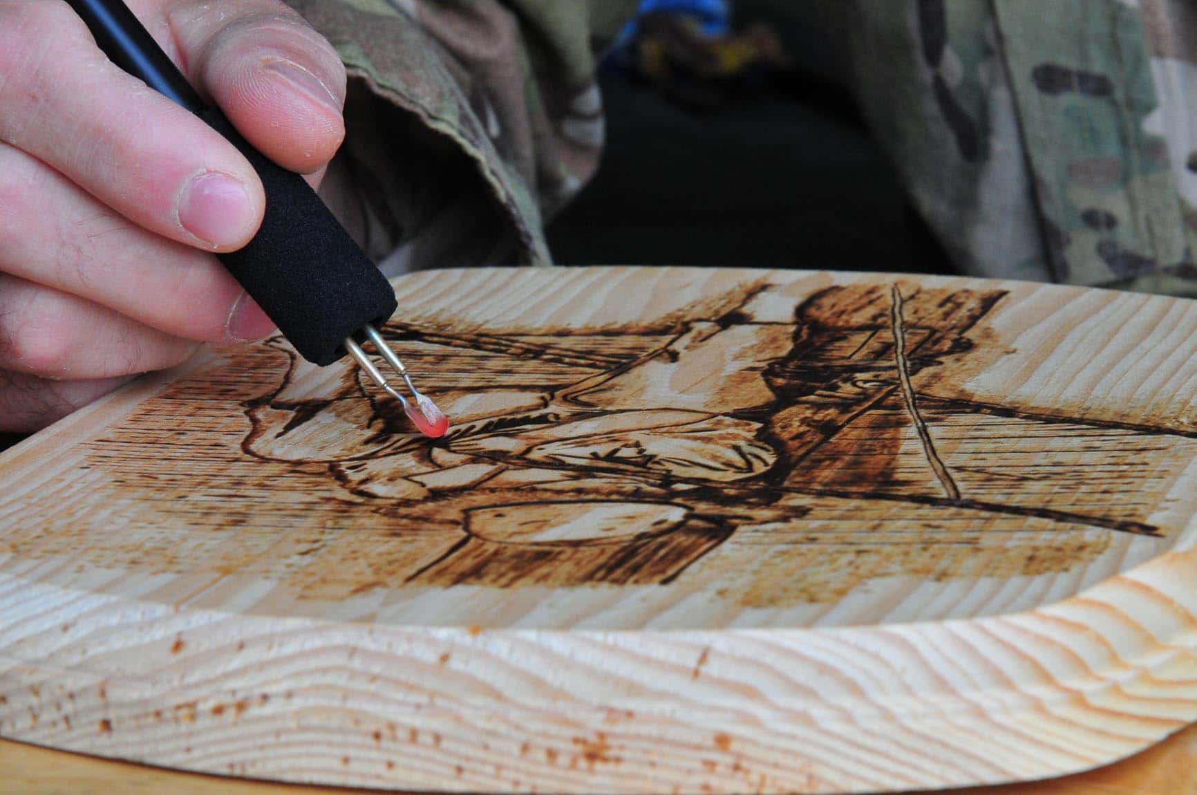 How To Use Pyrography Tools Complete Guide Power Tool Cafe